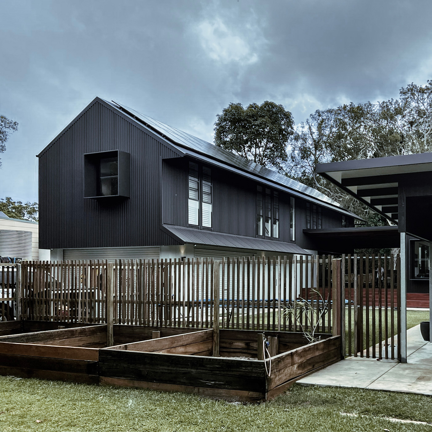 MORETON ISLAND HOUSE - placeformspace